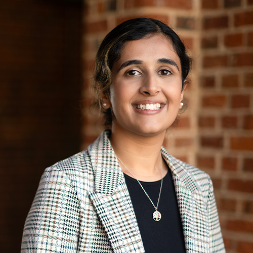 Anisa Khan's Instagram, Twitter & Facebook on IDCrawl